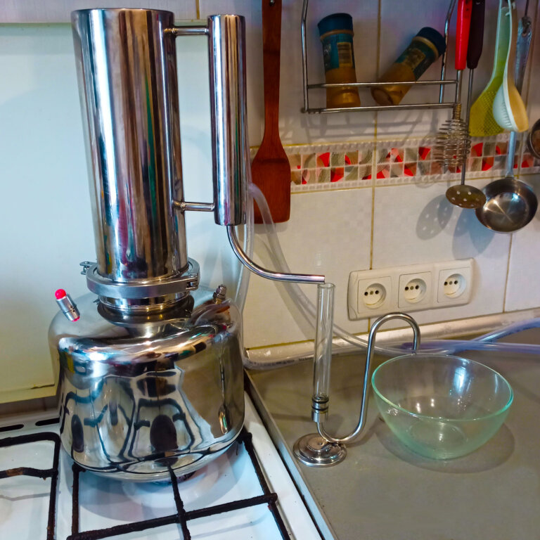 Hydrosol distillation equipment - Lavenoil